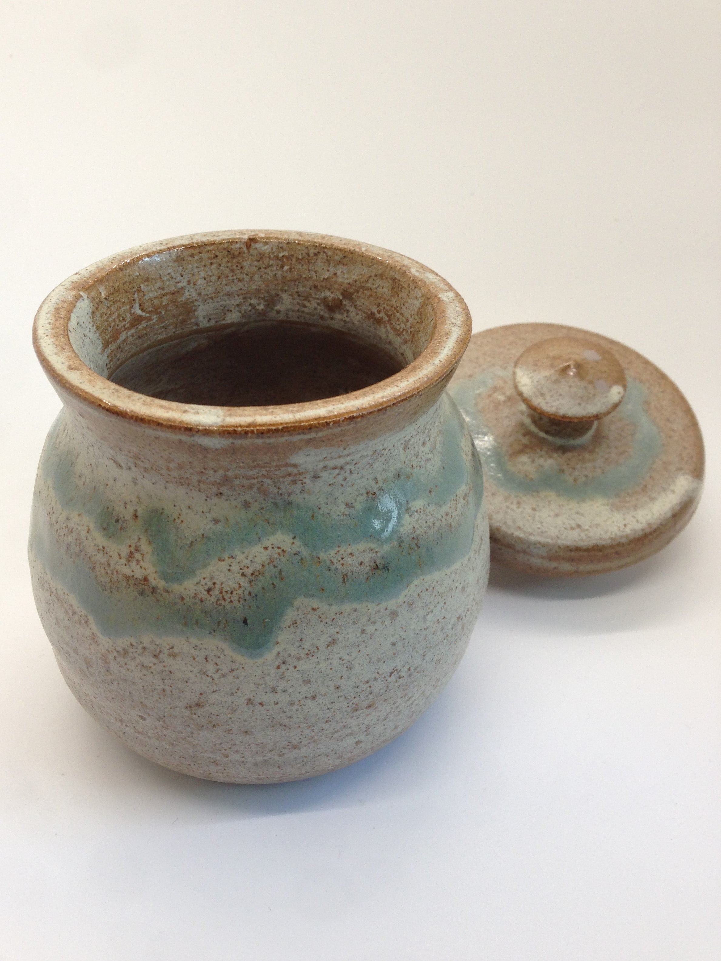 Kalon Ceramics | Handmade Artisan Pottery in Toronto, Ontario, Canada